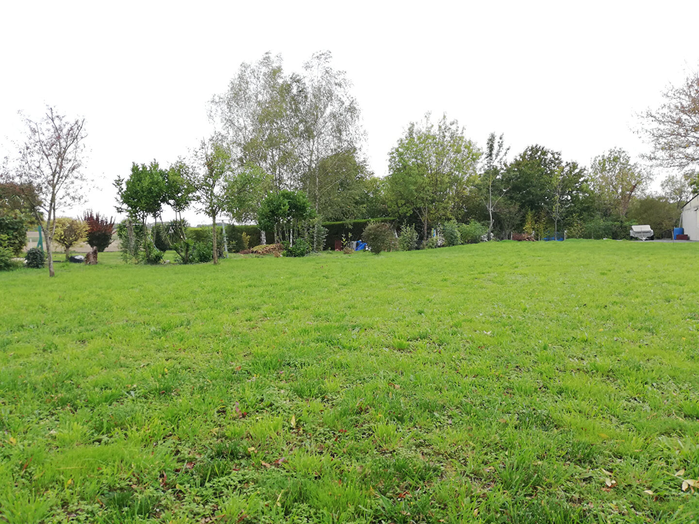 Terrain Marigny 800 m2